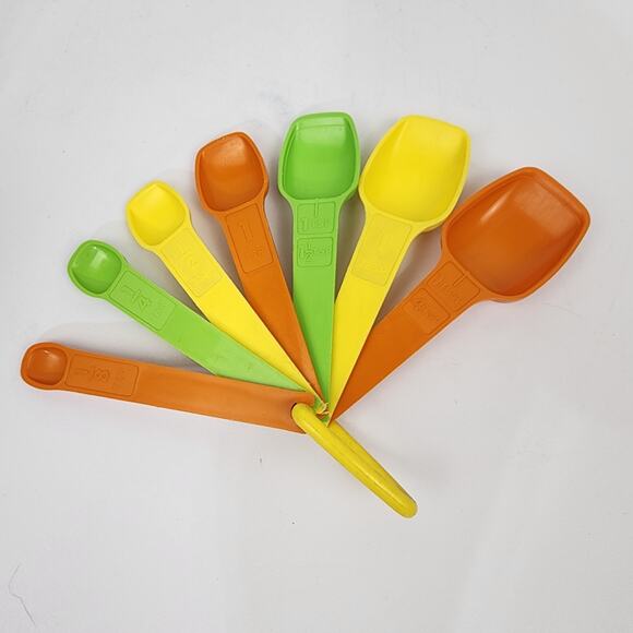 Tupperware | Kitchen | Vintage Multicolor Tupperware Measuring Spoons ...